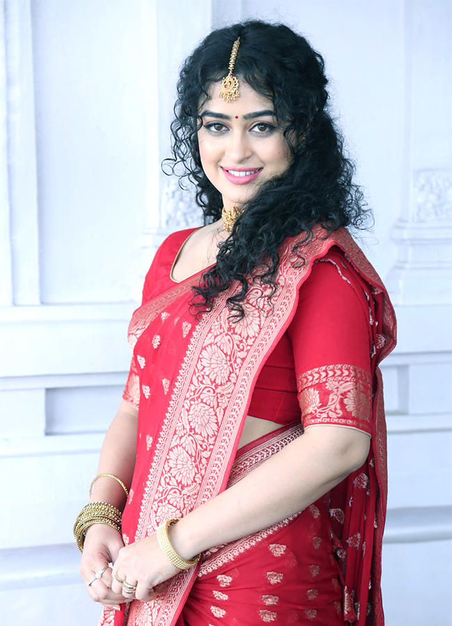 రెడ్ చీరలో RGV గర్ల్ అప్సర రాణి హాట్ ట్రీట్ (ఫొటోలు) | Actress Apsara Rani Hot Photoshoot Stills ...